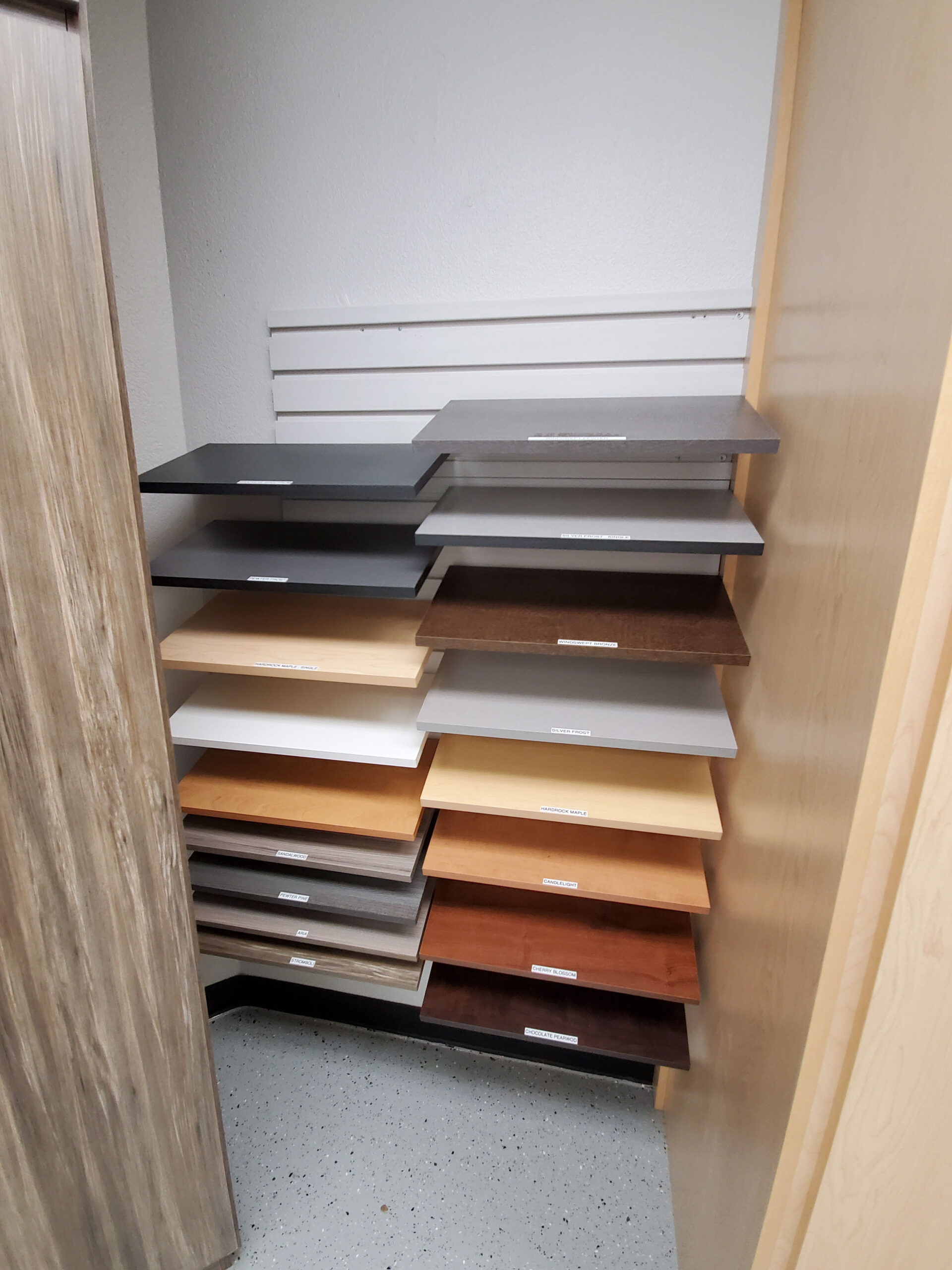 showroom-008 - VIP Smart Storage